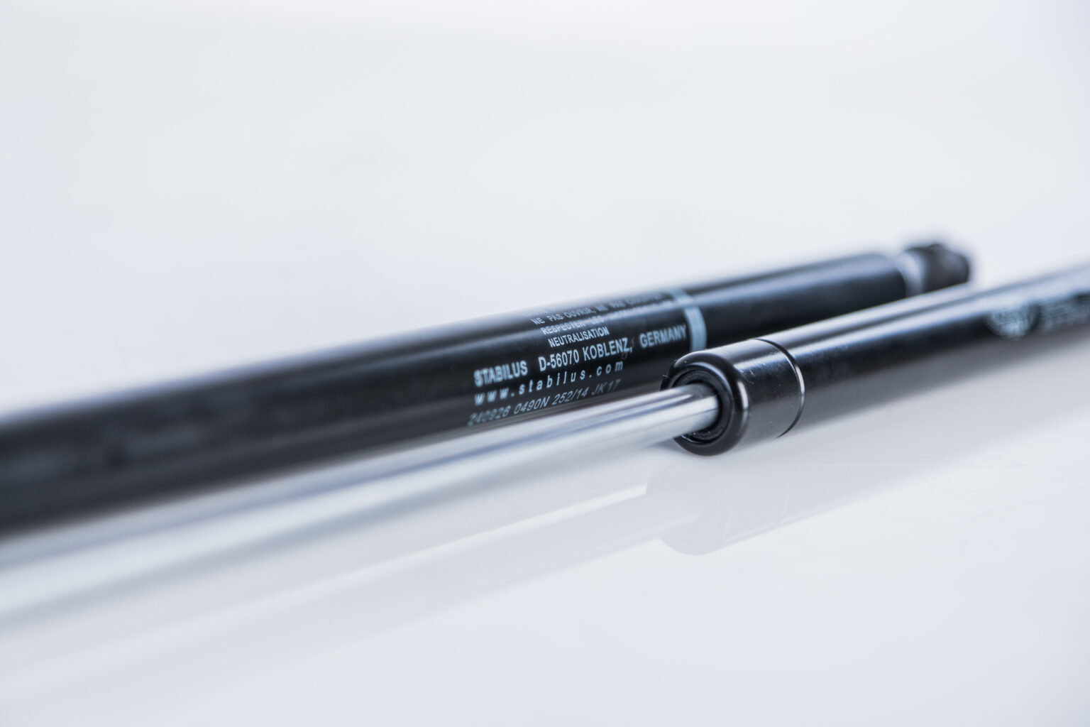 Gas charged struts | Gasspringsshop